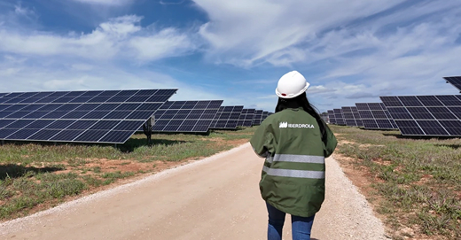 Iberdrola España commissions one of its largest photovoltaic plants ...